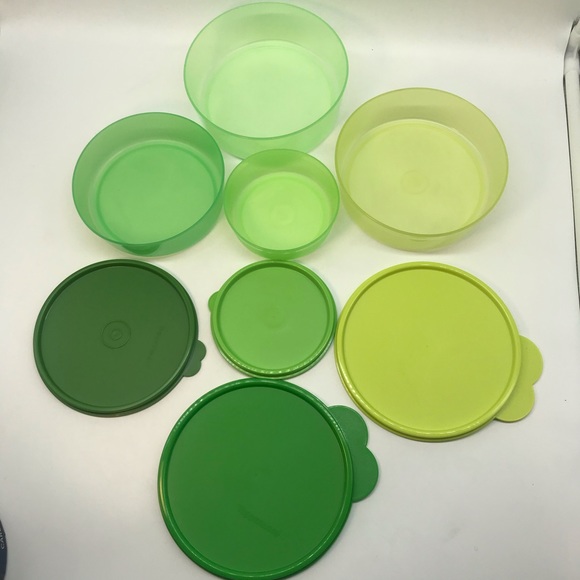 Tupperware | Kitchen | Tupperware Set Refriredondos 4 Containers | Poshmark